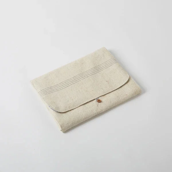 B Label Foldable Laptop Sleeve - Off White | Its Hemp